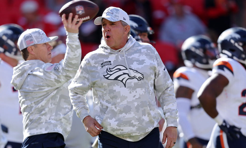 Former Broncos WR Bennie Fowler gave insight on what it's like to play ...